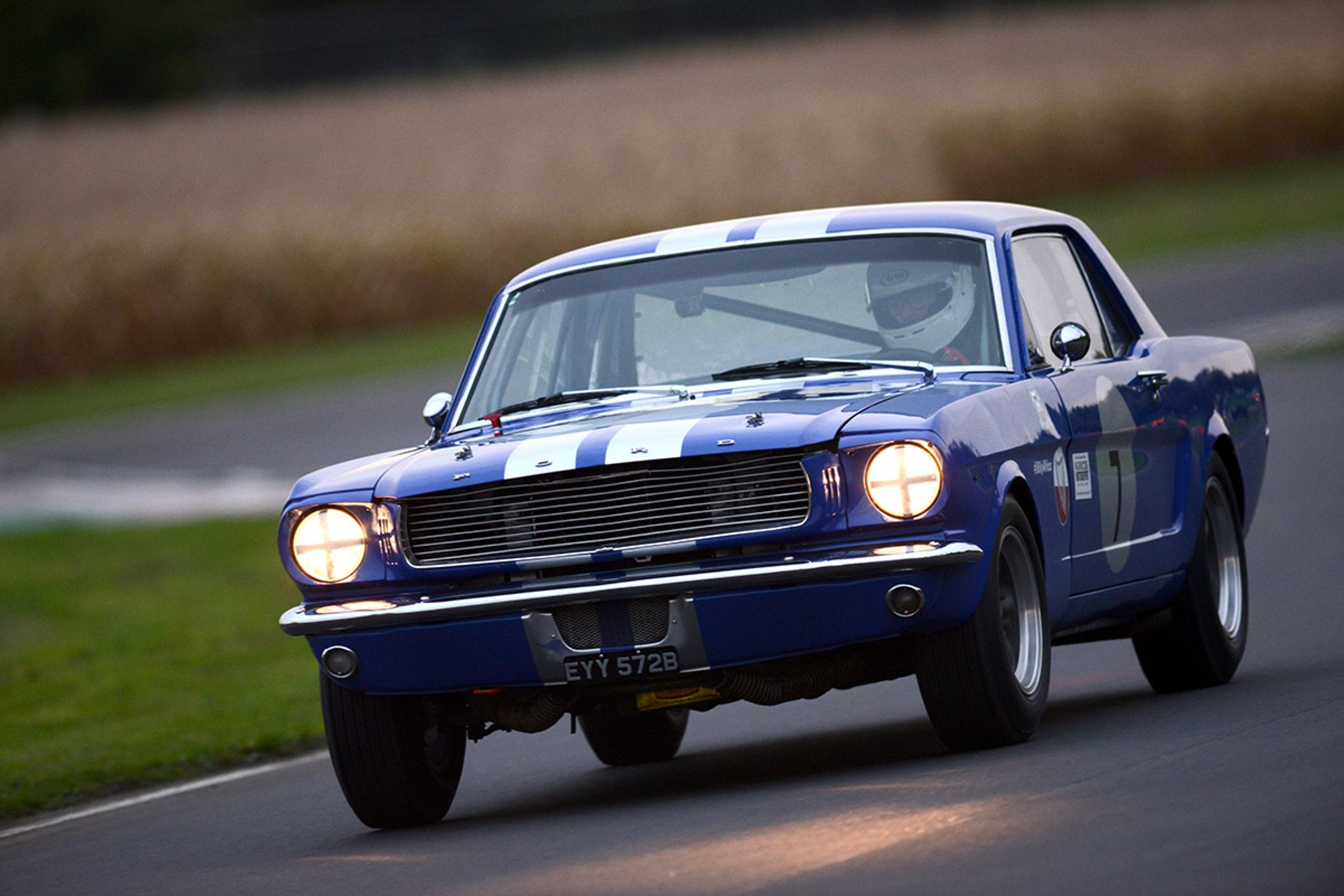 Races and Demonstration Runs see Autumn Classic Entertain Despite the ...